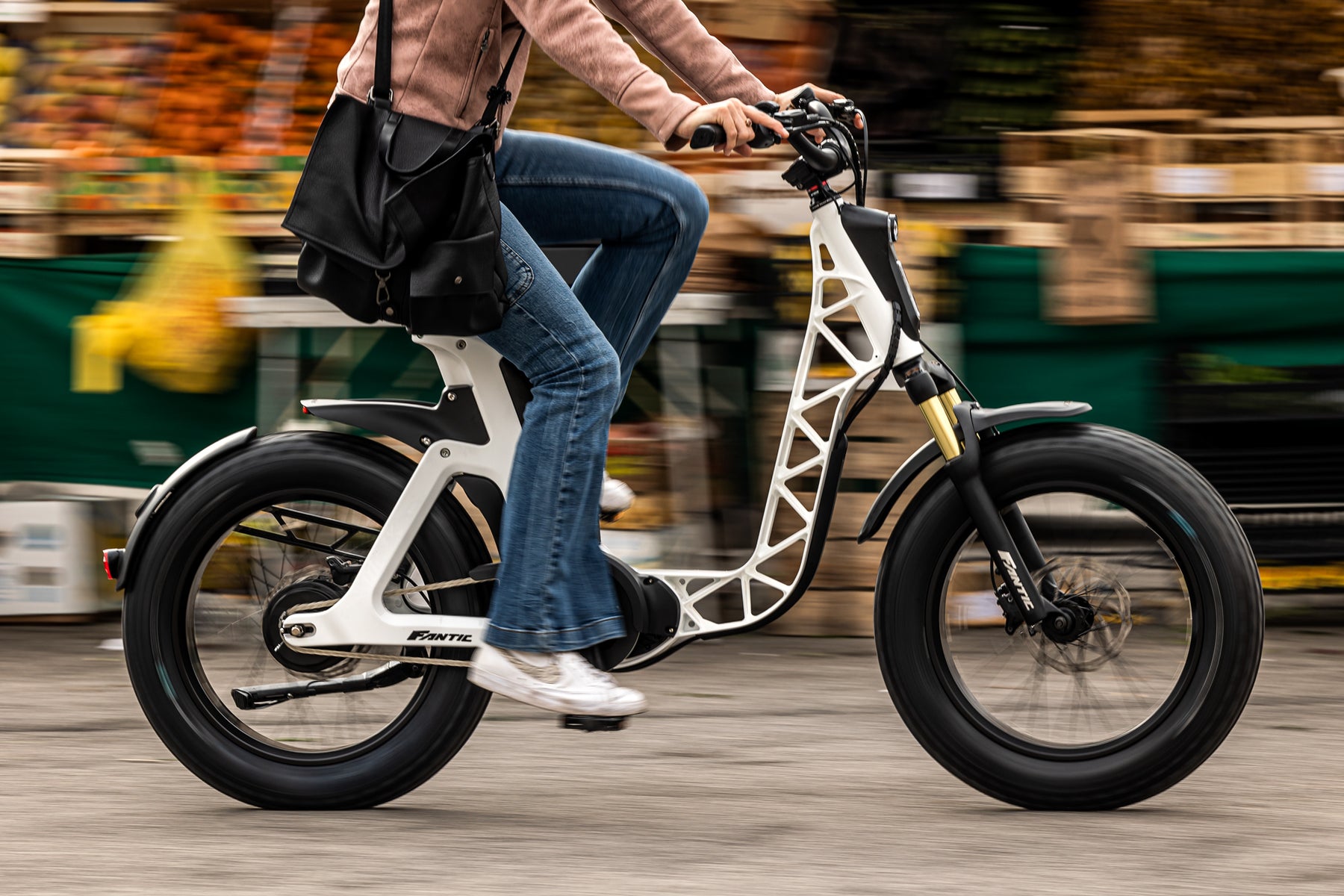 FANTIC ISSIMO E-BIKE 25 km/h ITALIA
